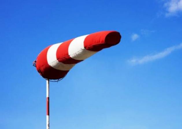 Meteo ITALIA, venti tesi oltre 80km/h. Raffiche nuovamente rinforzo ...