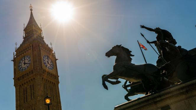 Quasi 35°C a Londra. Il caldo record non molla l'Europa; cosa sta ...