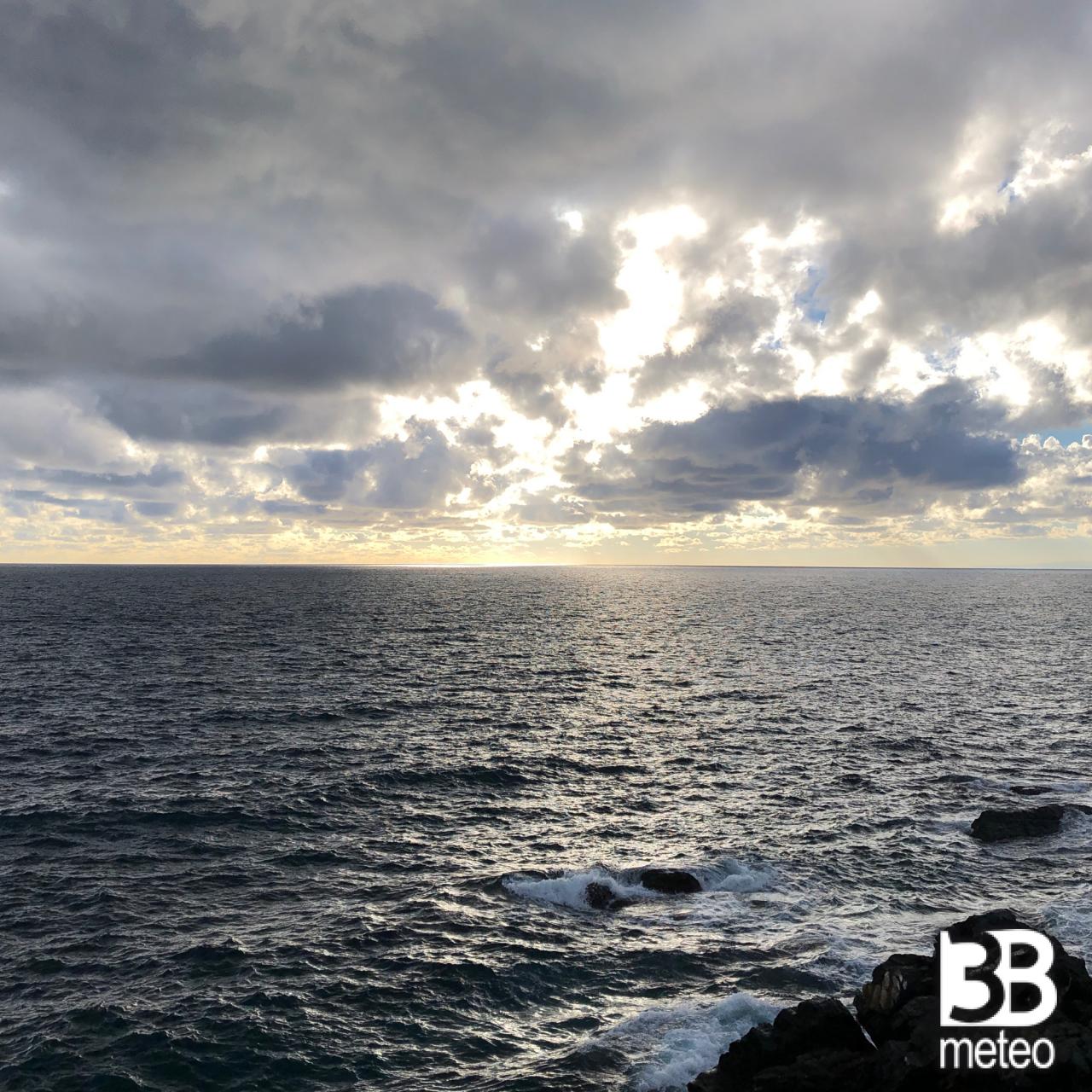 Foto Meteo: 5 Dic 2022 Nervi Un Po Freschino. E Pensare Che Laggiu' Ce ...