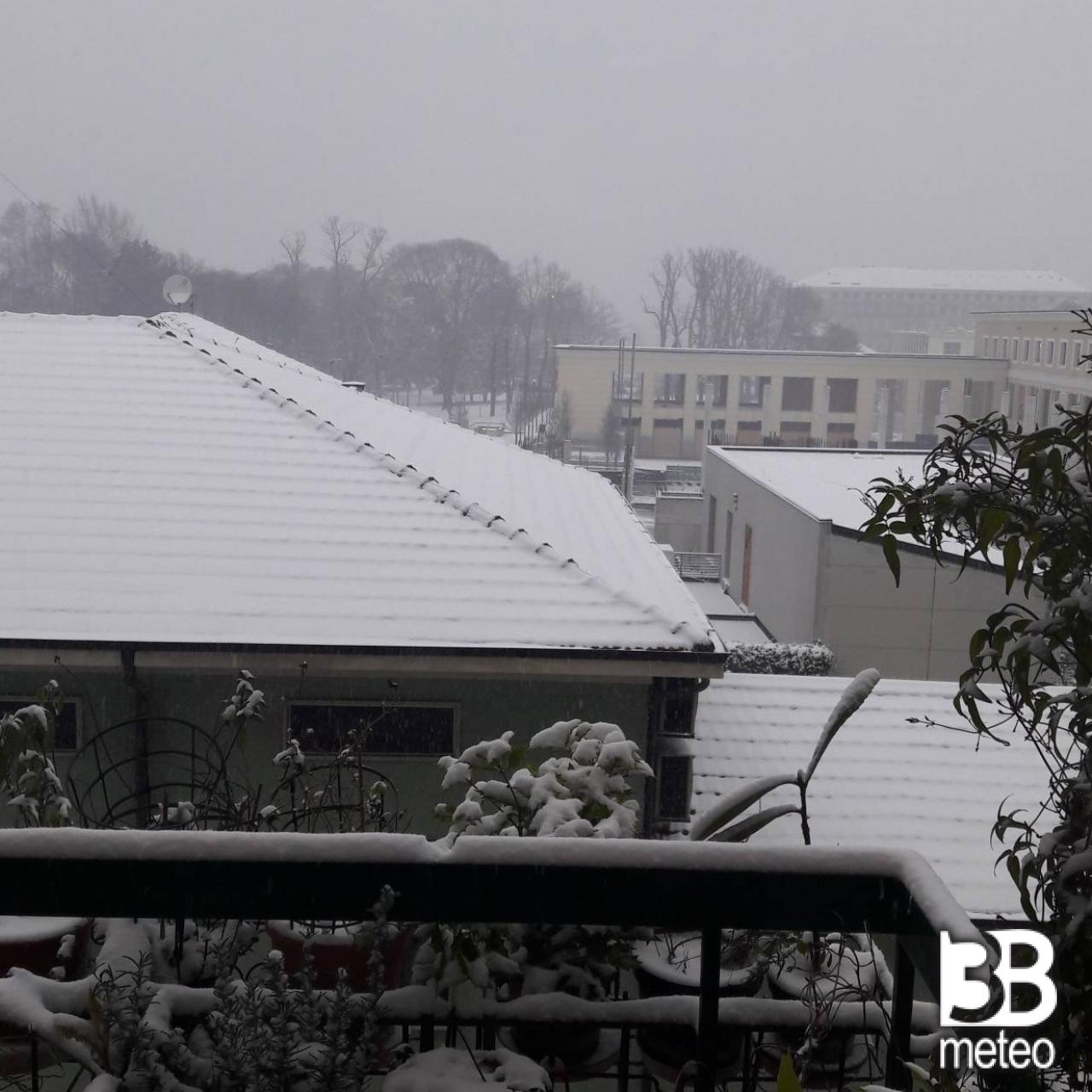 Foto Meteo: Ora Nevica Forte « 3B Meteo