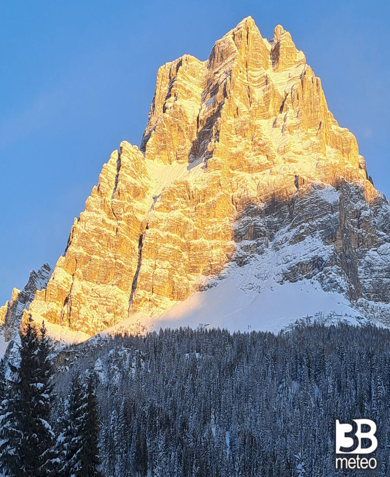 Foto Meteo: Pelmo D Oro Al Tramonto « 3B Meteo
