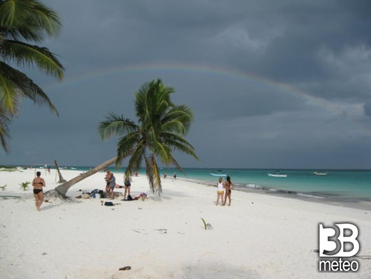 Foto Meteo: Arcobaleno A Tulum (Messico) « 3B Meteo
